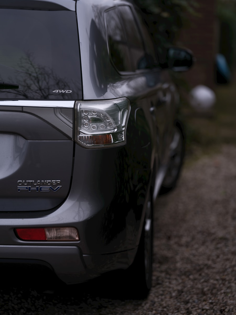Understanding Plug-in Hybrid Electric Vehicles -PHEV